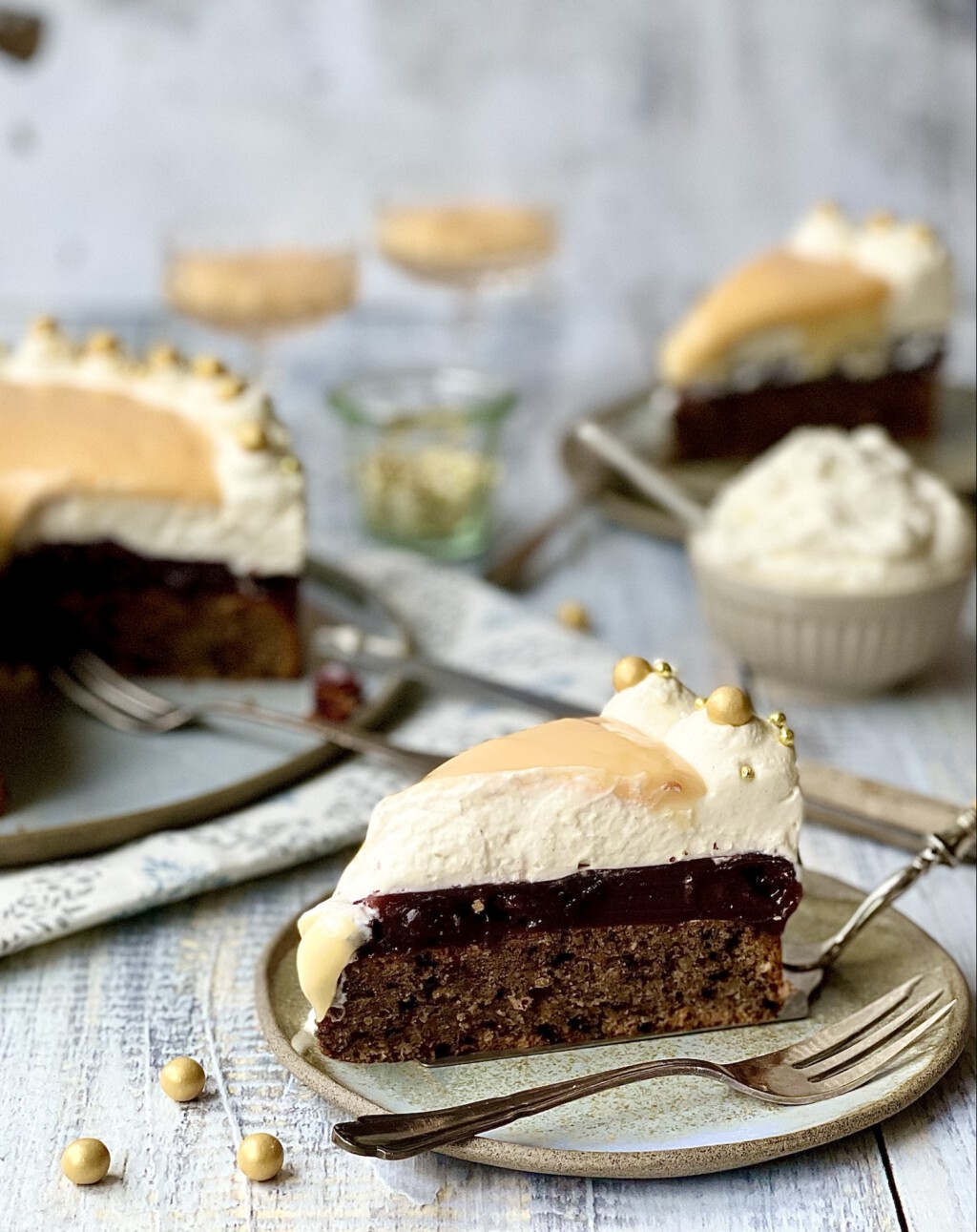 Eierlikör-Kirsch-Torte - Von Januar bis Dezember